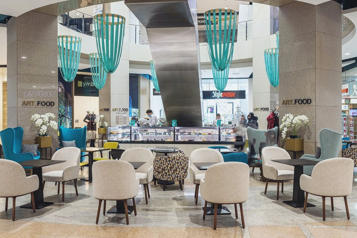 CASCADE PLAZA / Retail spaces / Cases